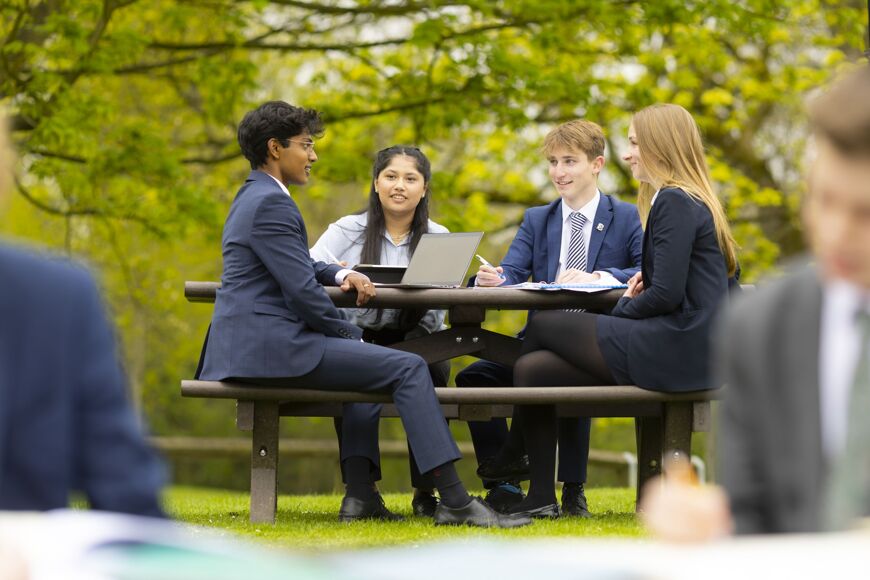 Welcome to Sixth Form - St Albans School